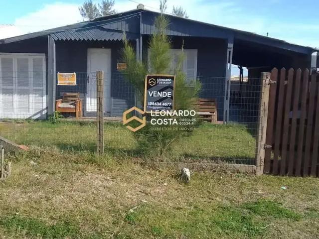 Casa / Sobrado para Venda em Cidreira/RS Salinas 3 Quartos