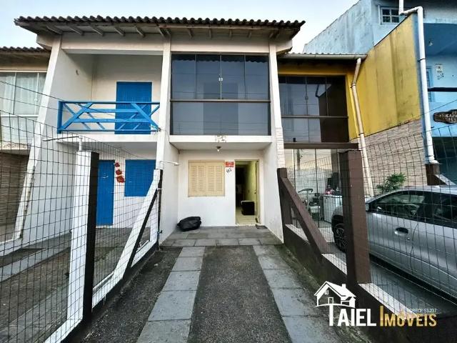 Casa / Sobrado para Venda em Cidreira/RS Salinas 2 Quartos
