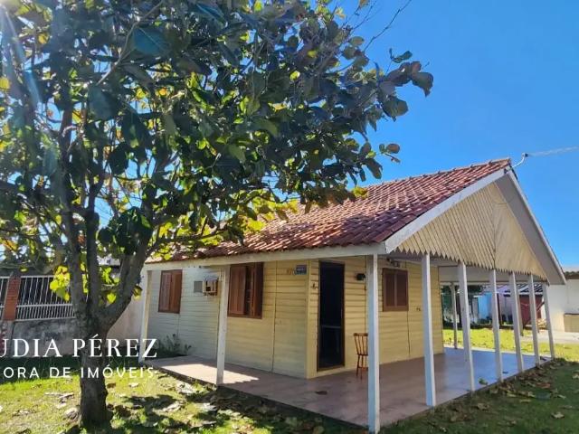 Casa / Sobrado para Venda em Cidreira/RS Salinas 2 Quartos