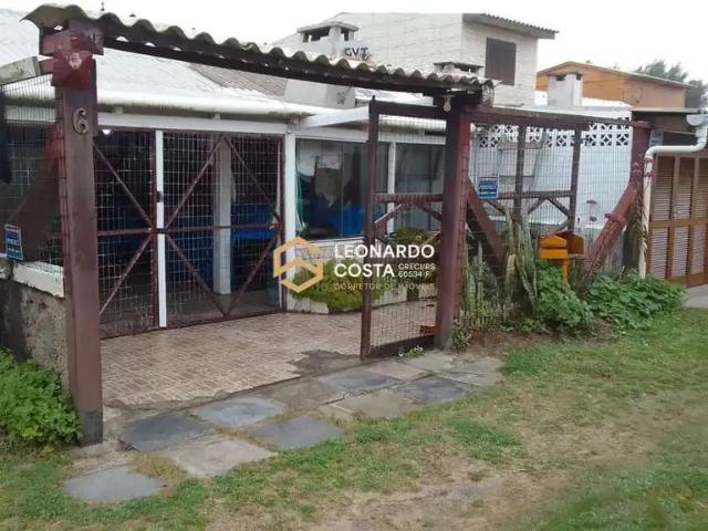 Casa / Sobrado para Venda em Cidreira/RS Salinas 2 Quartos