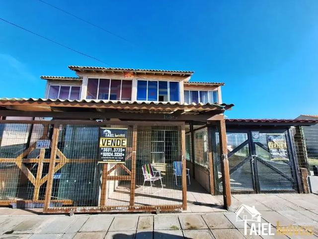 Casa / Sobrado para Venda em Cidreira/RS Salinas 2 Quartos