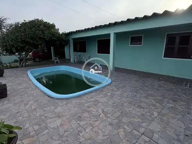 Casa / Sobrado para Venda em Cidreira/RS Salinas 4 Quartos