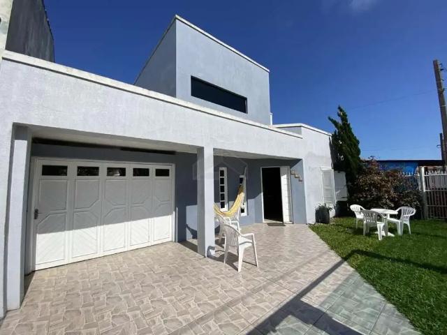 Casa / Sobrado para Venda em Cidreira/RS Salinas 5 Quartos