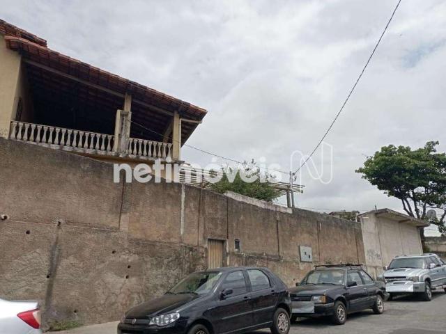 Casa / Sobrado para Venda em Contagem/MG Morada Nova 4 Quartos