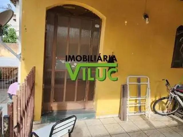 Casa / Sobrado para Venda em Contagem/MG Nacional 4 Quartos