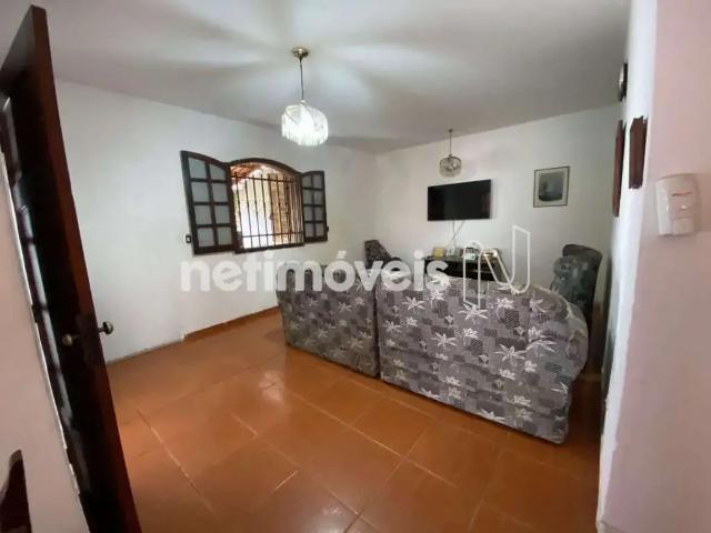 Casa / Sobrado para Venda em Contagem/MG Nacional 6 Quartos