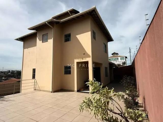 Casa / Sobrado para Venda em Contagem/MG Nossa Senhora do Carmo 4 Quartos