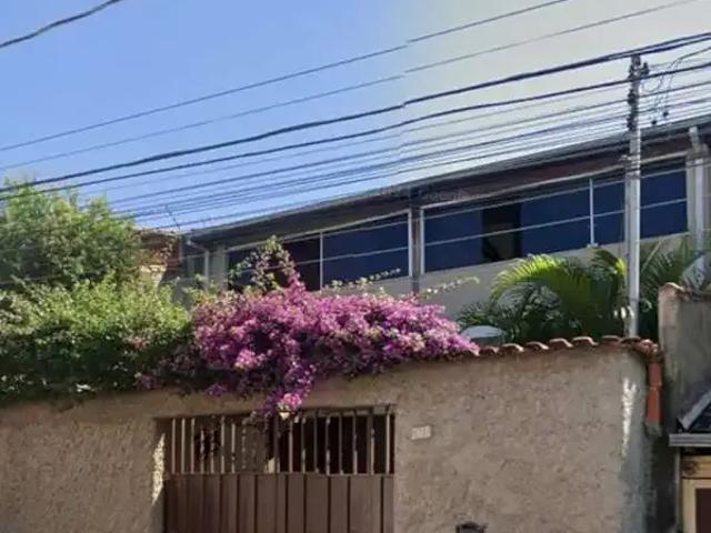 Casa / Sobrado para Venda em Contagem/MG Novo Progresso 3 Quartos