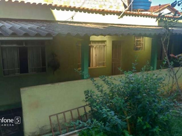 Casa / Sobrado para Venda em Contagem/MG Novo Riacho 3 Quartos