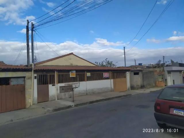 Casa / Sobrado para Venda em Contagem/MG Novo Riacho 3 Quartos