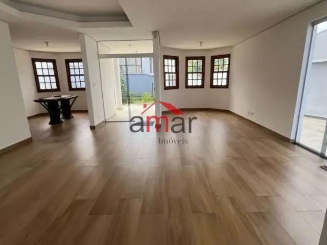 Casa / Sobrado para Venda em Contagem/MG Cabral 4 Quartos