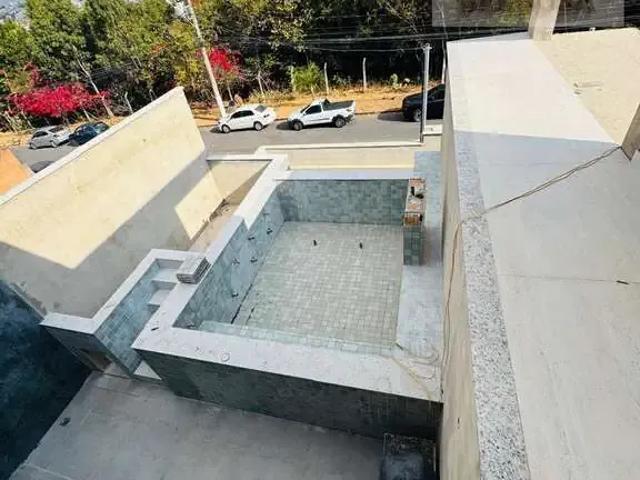 Casa / Sobrado para Venda em Contagem/MG Cabral 4 Quartos