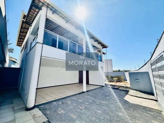 Casa / Sobrado para Venda em Contagem/MG Cabral 4 Quartos