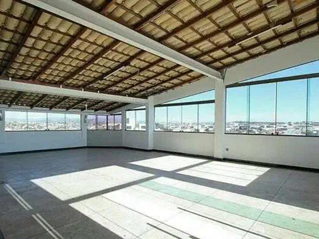 Casa / Sobrado para Venda em Contagem/MG Cabral 4 Quartos