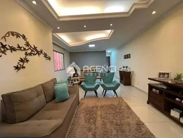Casa / Sobrado para Venda em Contagem/MG Cabral 3 Quartos