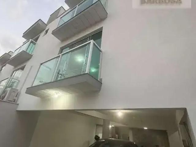 Casa / Sobrado para Venda em Contagem/MG Cabral 3 Quartos