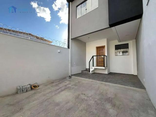 Casa / Sobrado para Venda em Contagem/MG Cabral 3 Quartos