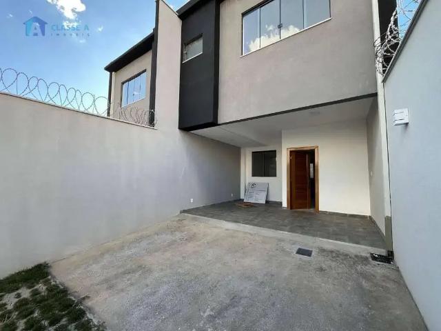 Casa / Sobrado para Venda em Contagem/MG Cabral 3 Quartos
