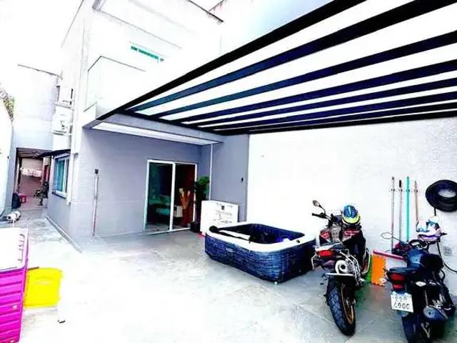 Casa / Sobrado para Venda em Contagem/MG Cabral 3 Quartos