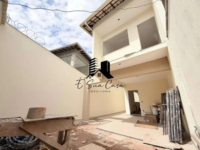 Casa / Sobrado para Venda em Contagem/MG Cabral 3 Quartos