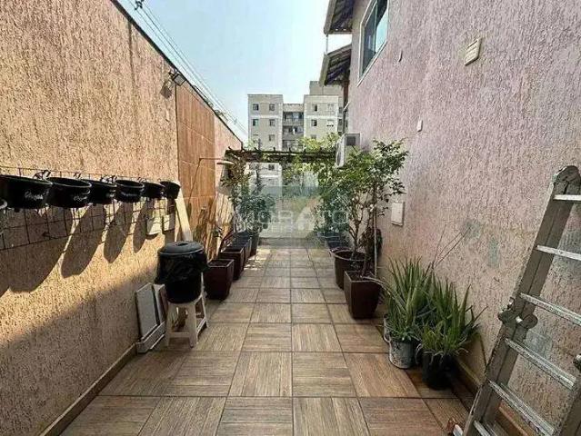 Casa / Sobrado para Venda em Contagem/MG Cabral 3 Quartos