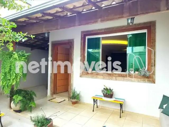 Casa / Sobrado para Venda em Contagem/MG Cabral 3 Quartos