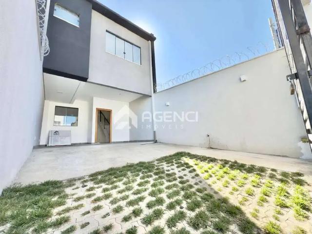 Casa / Sobrado para Venda em Contagem/MG Cabral 3 Quartos