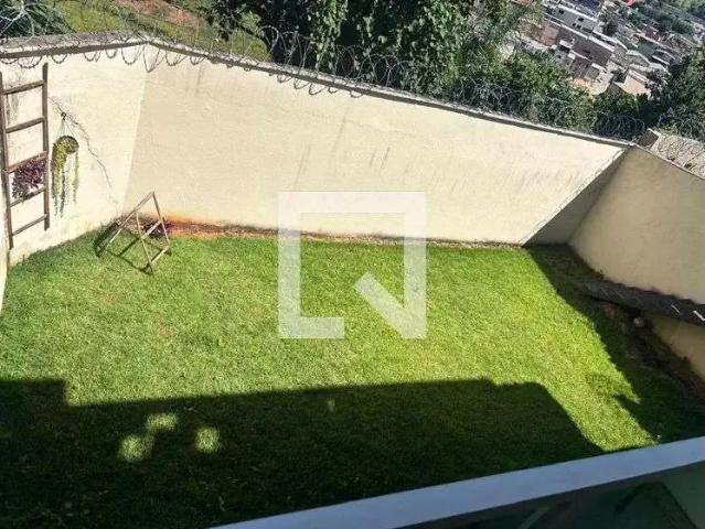 Casa / Sobrado para Venda em Contagem/MG Cabral 3 Quartos