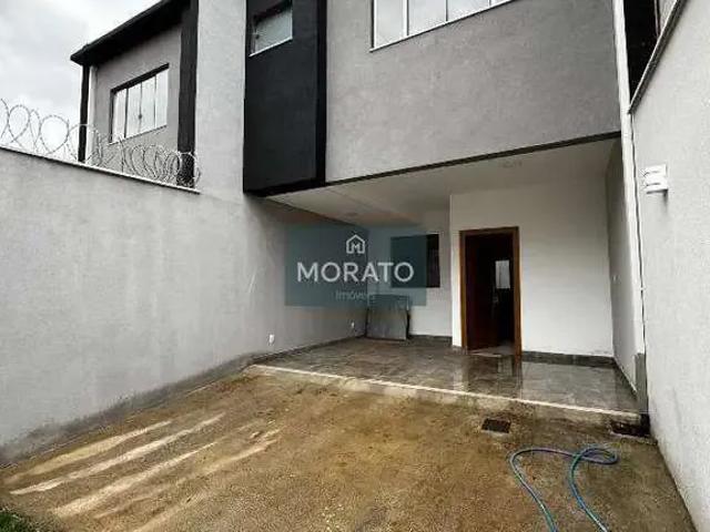 Casa / Sobrado para Venda em Contagem/MG Cândida Ferreira 3 Quartos