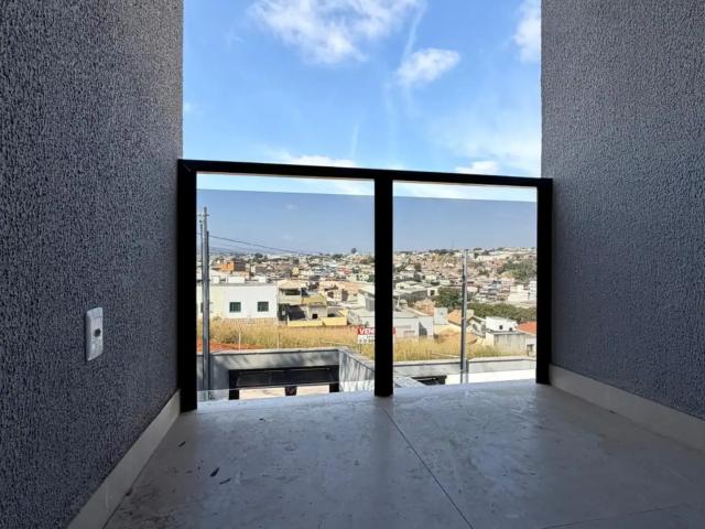 Casa / Sobrado para Venda em Contagem/MG Cândida Ferreira 3 Quartos