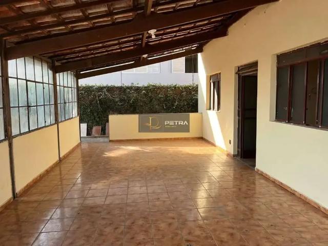 Casa / Sobrado para Venda em Contagem/MG Centro 4 Quartos