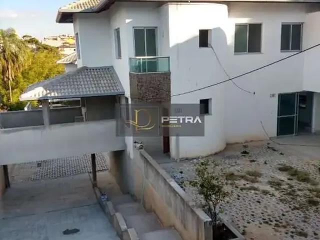 Casa / Sobrado para Venda em Contagem/MG Centro 4 Quartos