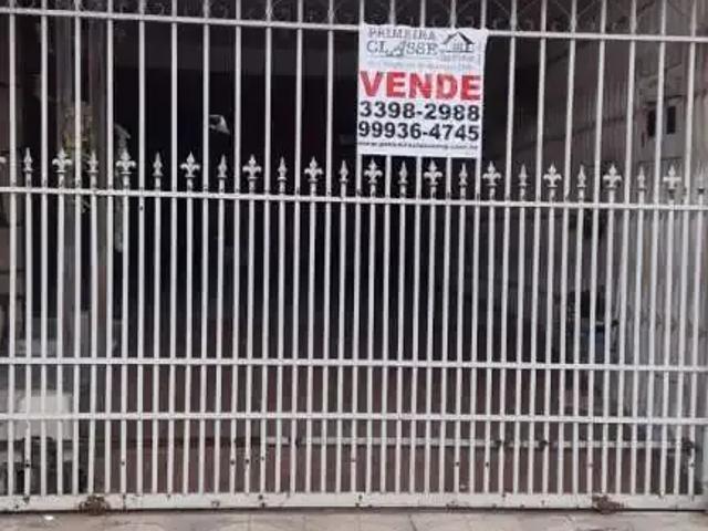 Casa / Sobrado para Venda em Contagem/MG Centro 3 Quartos