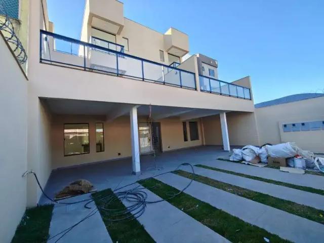 Casa / Sobrado para Venda em Contagem/MG Chácaras Califórnia 3 Quartos