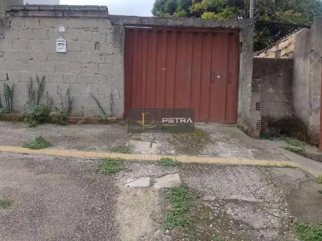 Casa / Sobrado para Venda em Contagem/MG Colonial 2 Quartos