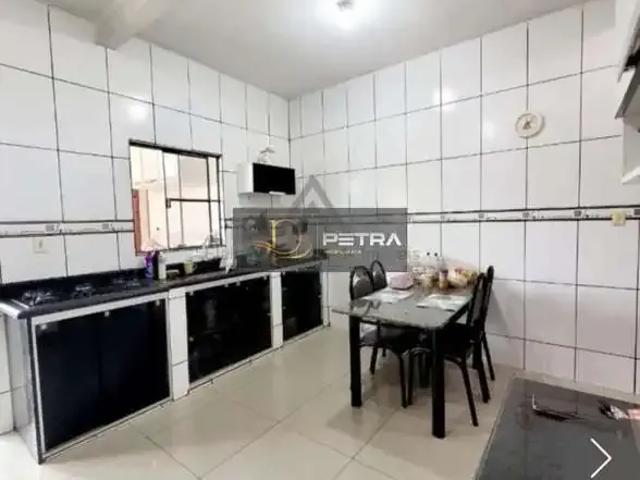 Casa / Sobrado para Venda em Contagem/MG Colonial 3 Quartos