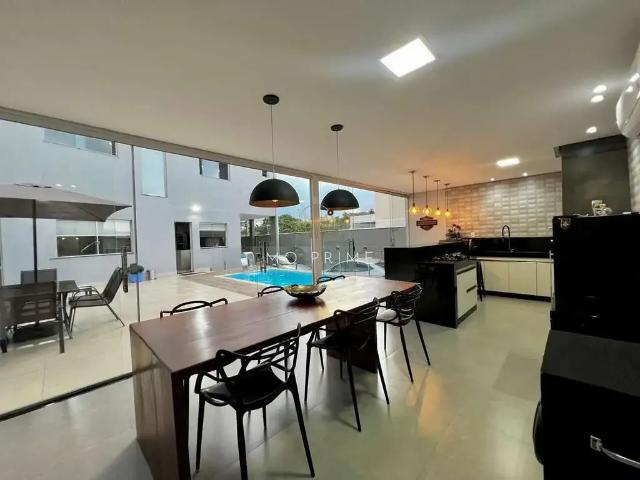 Casa / Sobrado para Venda em Contagem/MG Europa 4 Quartos