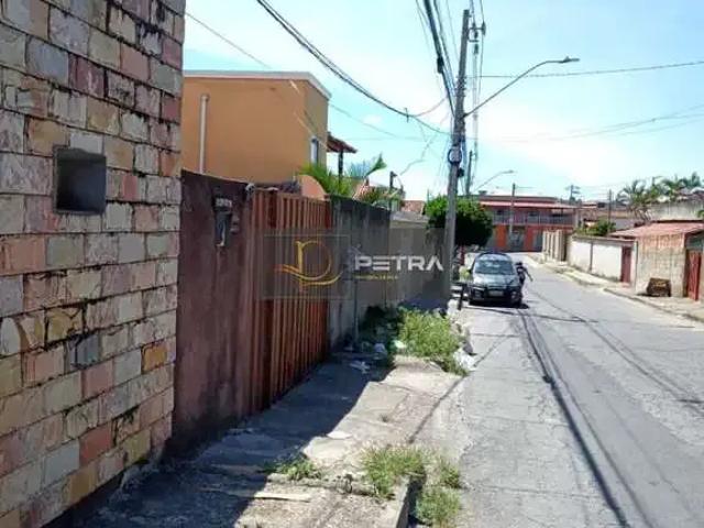 Casa / Sobrado para Venda em Contagem/MG Fonte Grande 6 Quartos
