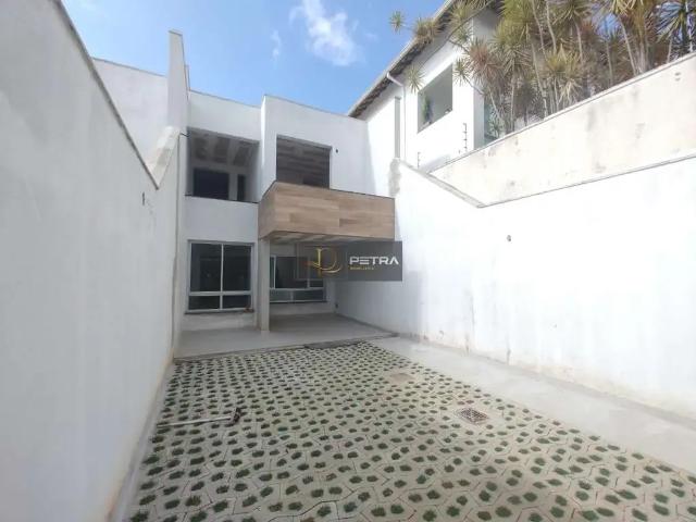 Casa / Sobrado para Venda em Contagem/MG Fonte Grande 3 Quartos
