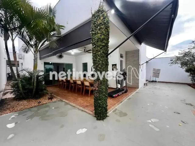 Casa / Sobrado para Venda em Contagem/MG Fonte Grande 3 Quartos