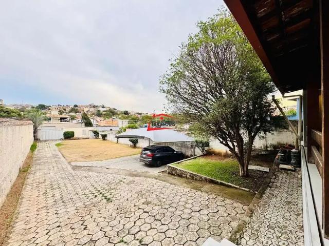 Casa / Sobrado para Venda em Contagem/MG Fonte Grande 3 Quartos