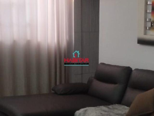 Casa / Sobrado para Venda em Contagem/MG Guanabara 6 Quartos