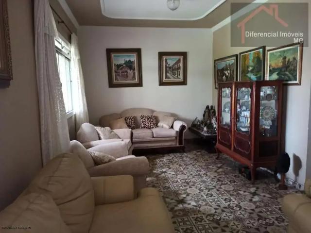 Casa / Sobrado para Venda em Contagem/MG Granja Ouro Branco 3 Quartos