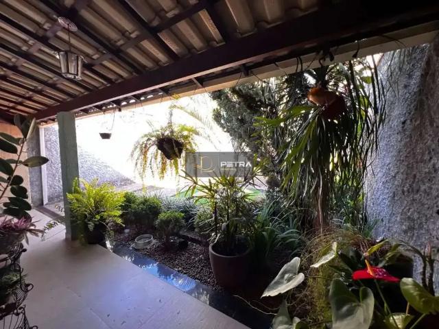 Casa / Sobrado para Venda em Contagem/MG Granja Ouro Branco 3 Quartos