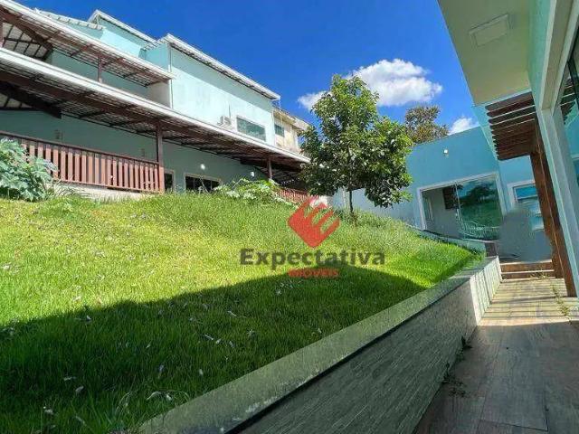 Casa / Sobrado para Venda em Contagem/MG Icaivera 5 Quartos