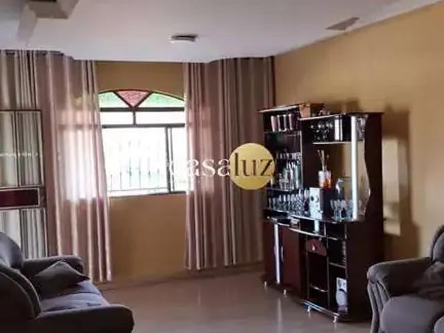 Casa / Sobrado para Venda em Contagem/MG Industrial 3 Quartos