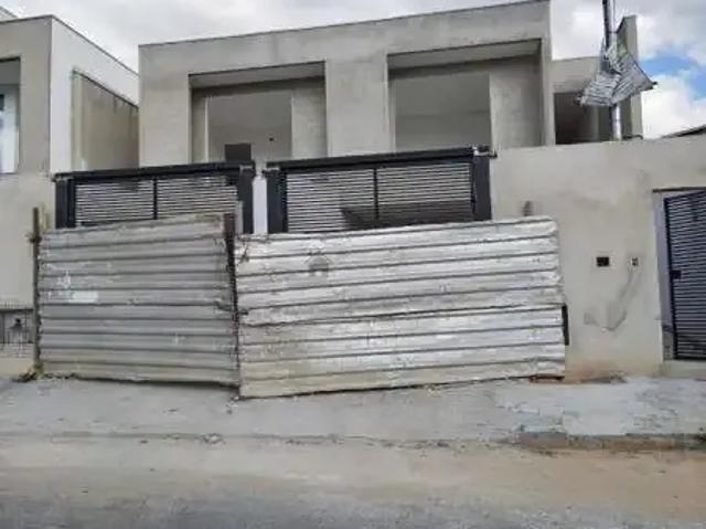 Casa / Sobrado para Venda em Contagem/MG Lúcio de Abreu 3 Quartos