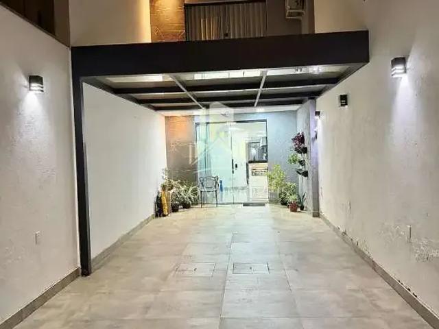 Casa / Sobrado para Venda em Contagem/MG Parque Xangri Lá 3 Quartos