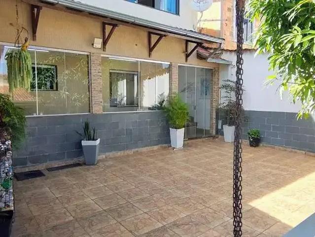 Casa / Sobrado para Venda em Contagem/MG Parque Xangri Lá 3 Quartos