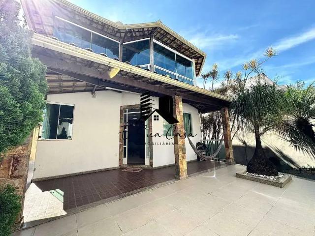 Casa / Sobrado para Venda em Contagem/MG Parque Xangri Lá 4 Quartos